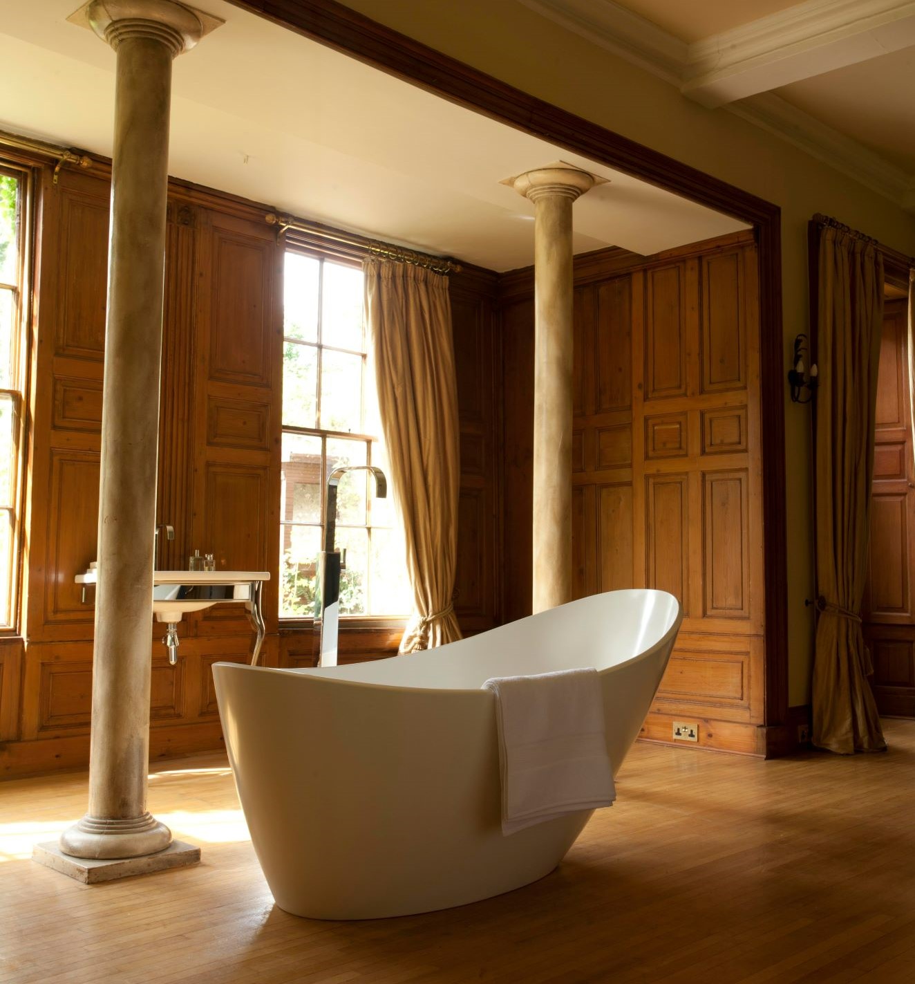 Bath Buying Guide | Inspiration & Advice | C.P. Hart
